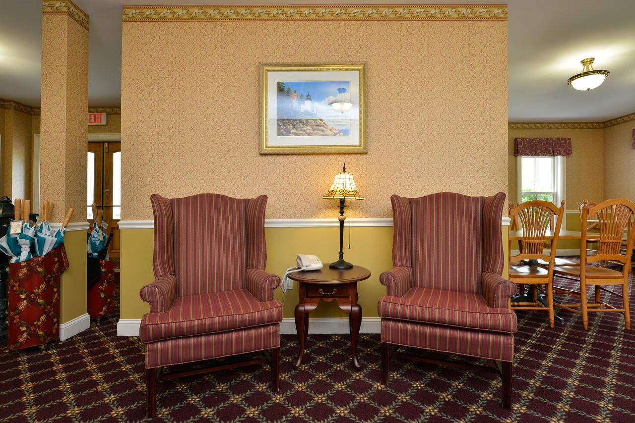 Bar Harbor Grand Hotel — Bar Harbor Hotels — Maine.com