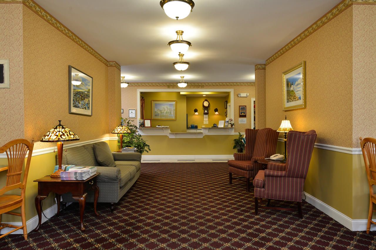 Bar Harbor Grand Hotel — Bar Harbor Hotels — Maine.com