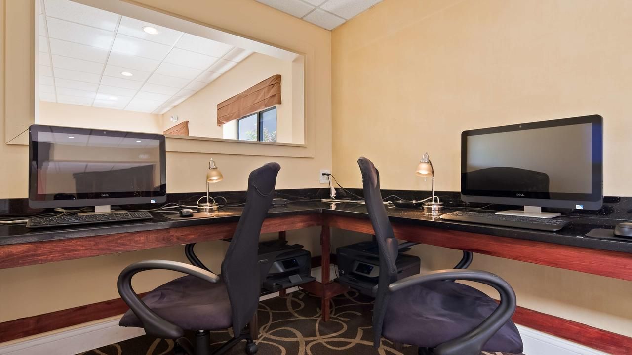 Best Western Plus Augusta Civic Center Inn — Augusta Hotels — Maine.com