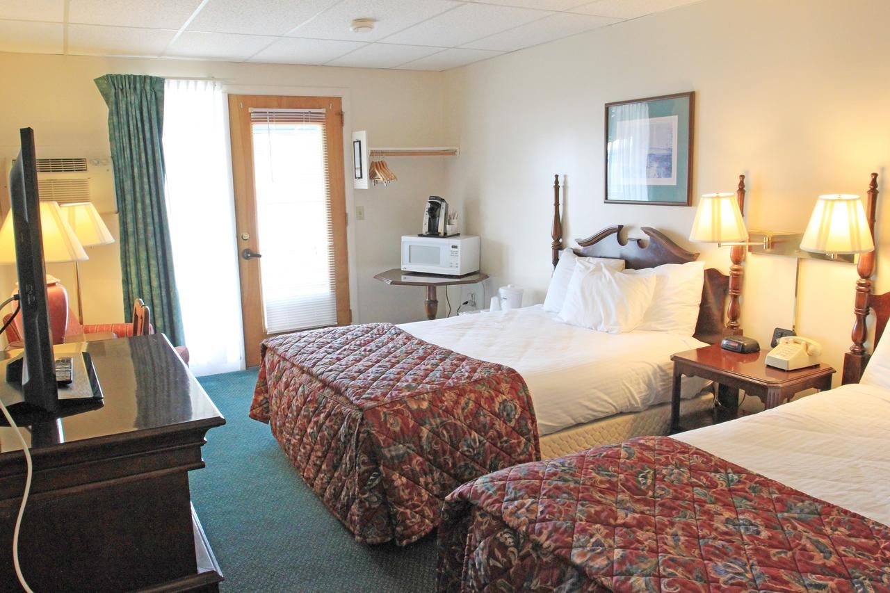 Boothbay Harbor Inn — Boothbay Harbor Hotels — Maine.com