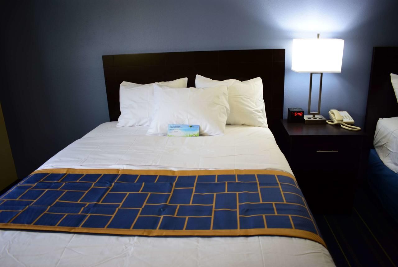 Days Inn by Wyndham Augusta — Augusta Hotels — Maine.com