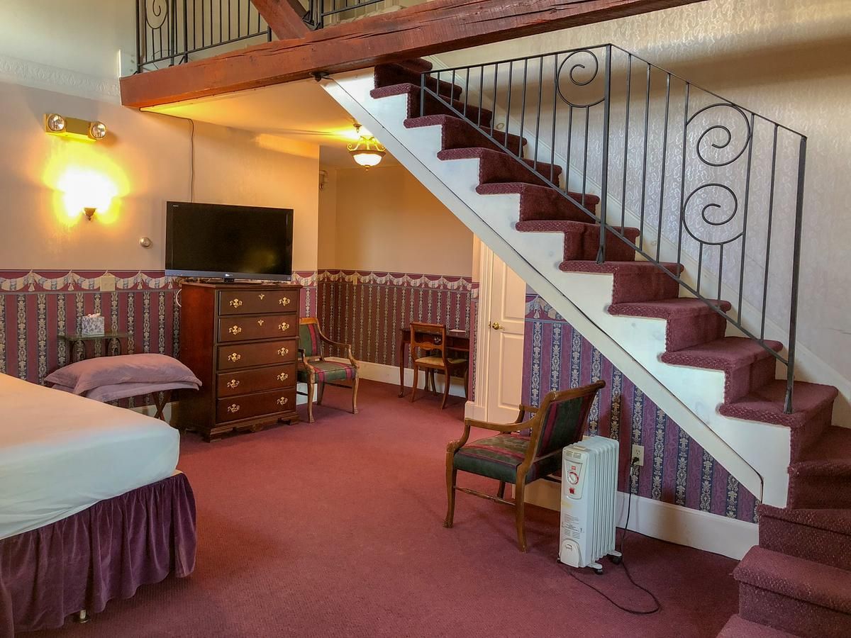 Grand Victorian Inn — Bethel Hotels — Maine.com