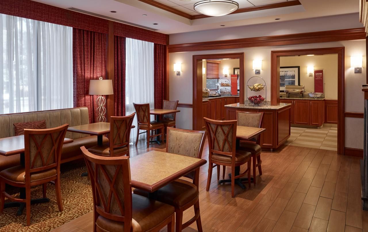 Hampton Inn Portland Airport — Portland Hotels — Maine.com