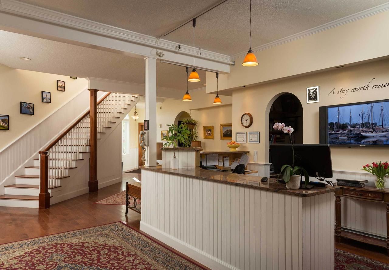 Lord Camden Inn — Camden Hotels — Maine.com