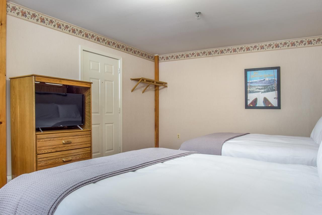 Mountain Village Lodge — Bethel Hotels — Maine.com