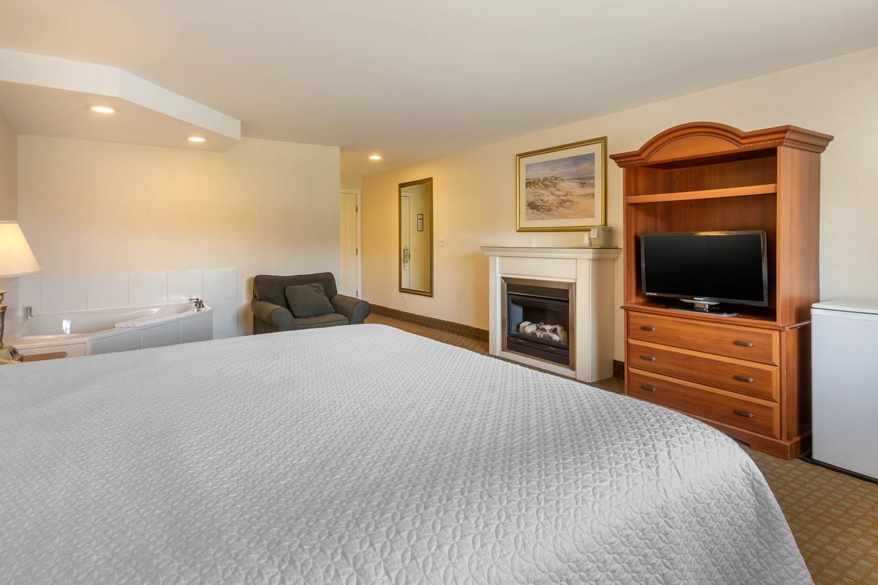 Ogunquit Hotel and Suites — Ogunquit Hotels — Maine.com