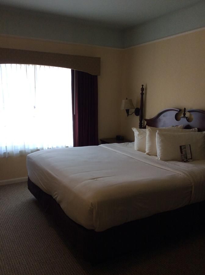 Senator Inn & Spa — Augusta Hotels — Maine.com