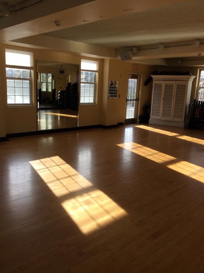 Senator Inn & Spa — Augusta Hotels — Maine.com