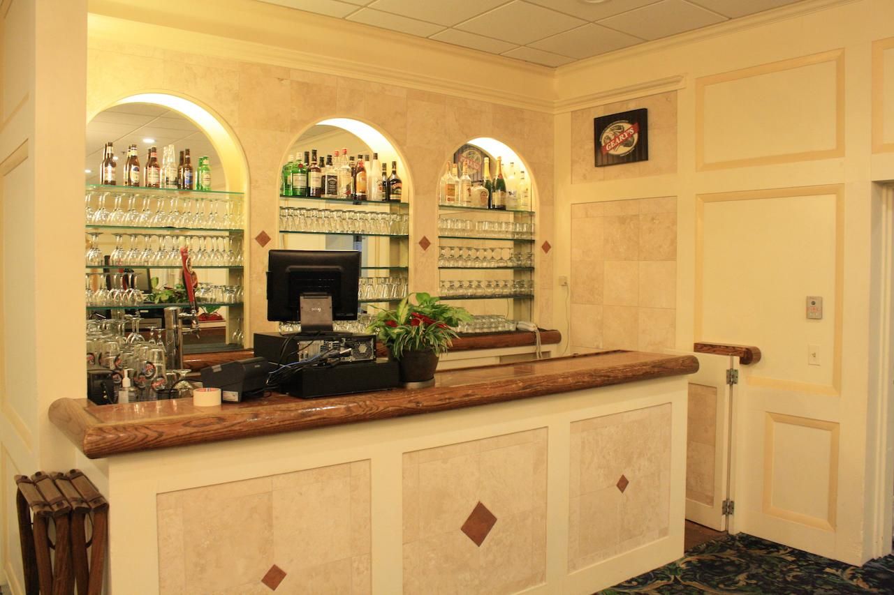 Senator Inn & Spa — Augusta Hotels — Maine.com