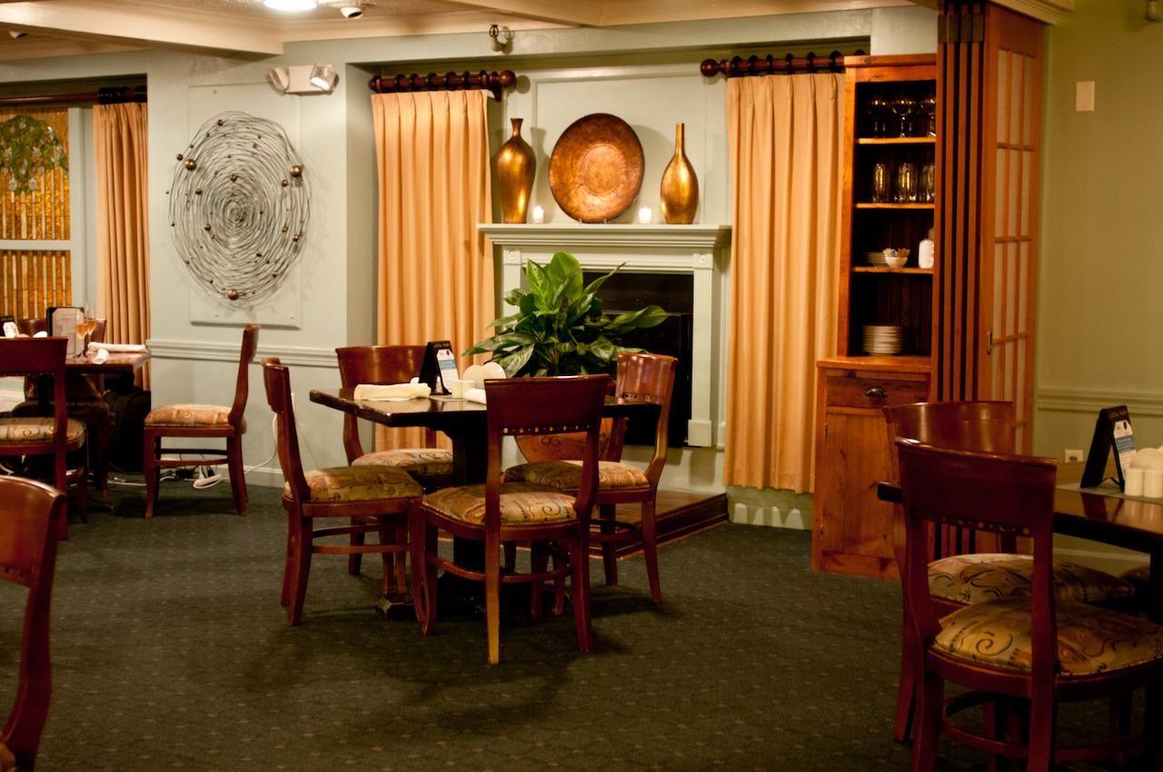 The Kennebunk Inn — Kennebunk Hotels — Maine.com
