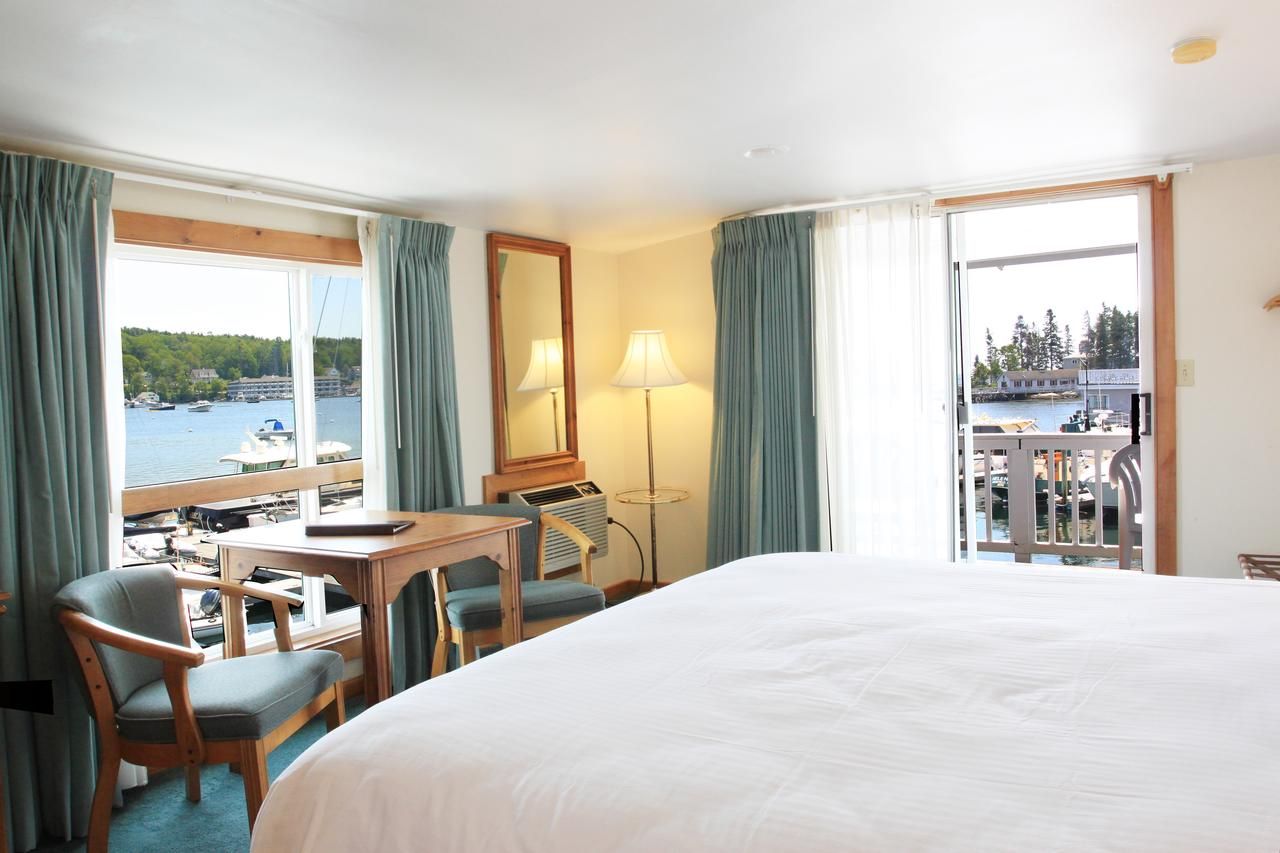 Tugboat Inn — Boothbay Harbor Hotels — Maine.com