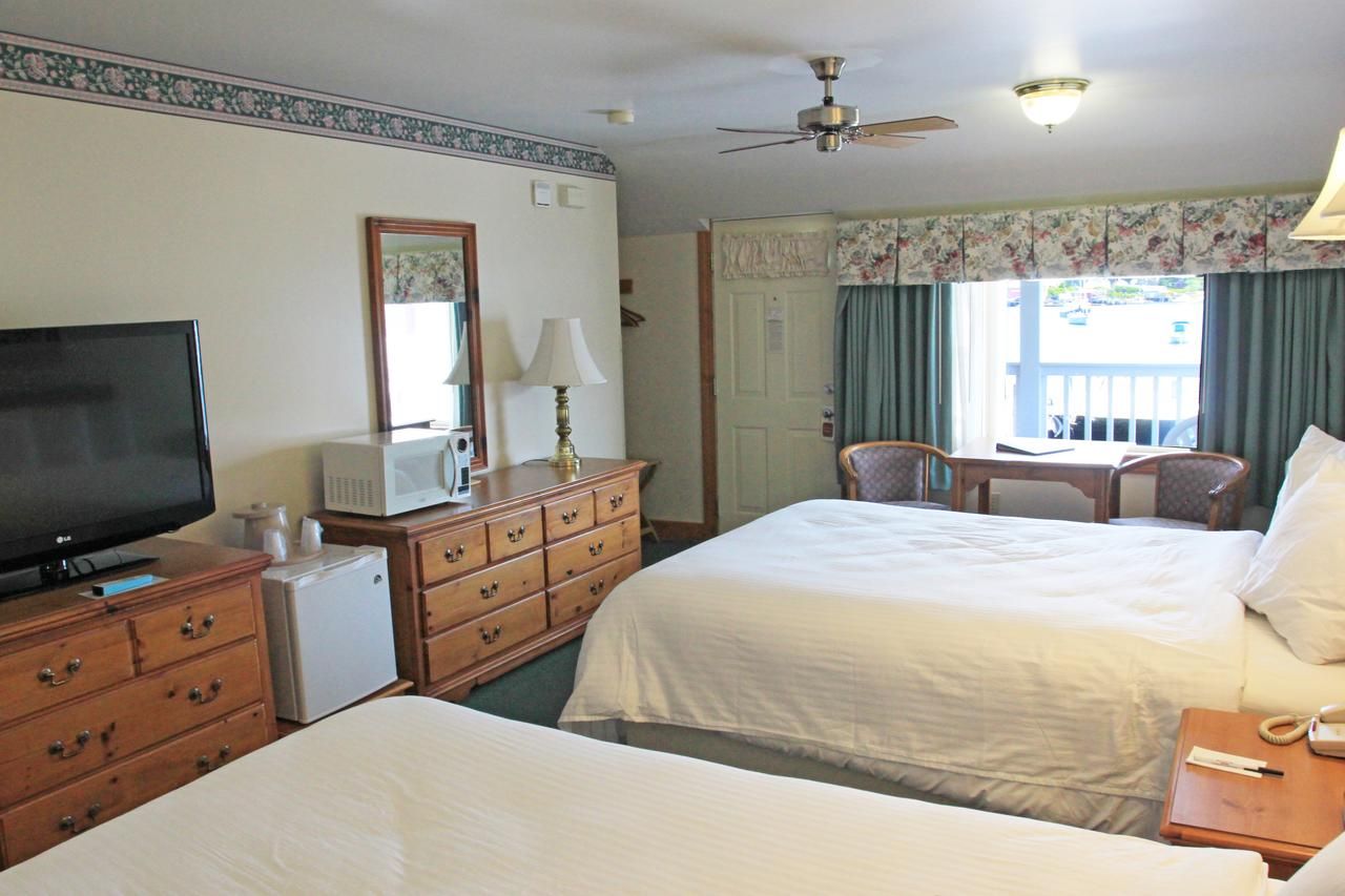 Tugboat Inn — Boothbay Harbor Hotels — Maine.com