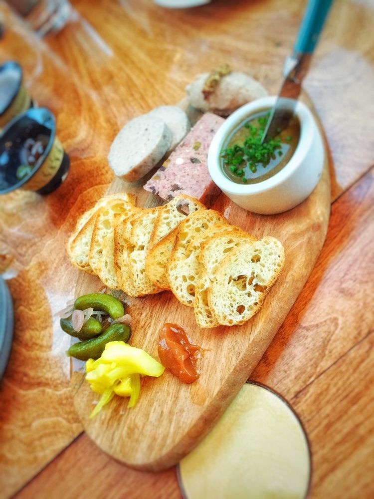 Lio Restaurant — Portland Restaurants — Maine.com