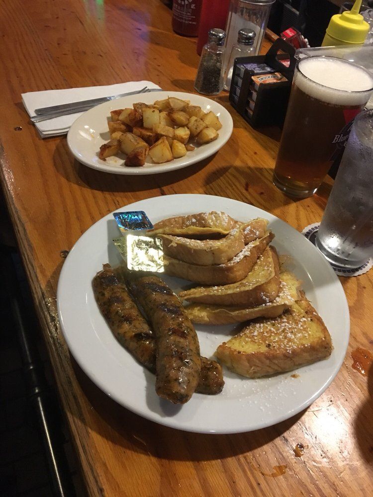 Ruski's Tavern — Portland Restaurants — Maine.com