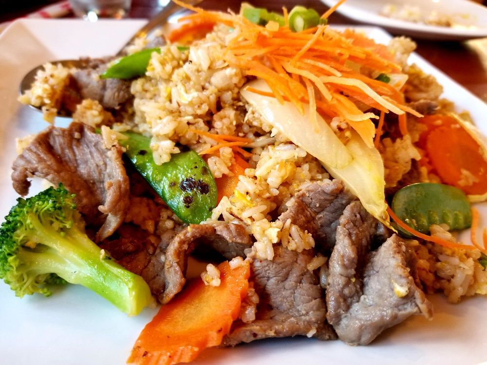 Saeng Thai House — Portland Restaurants — Maine.com Saeng Thai House — Portland Restaurants — Maine.com
